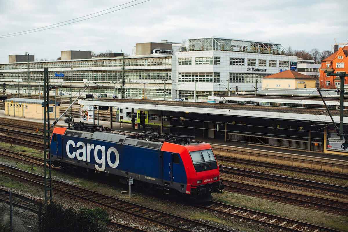 High Quality Equipment - Mach Cargo Logistica y Servicios